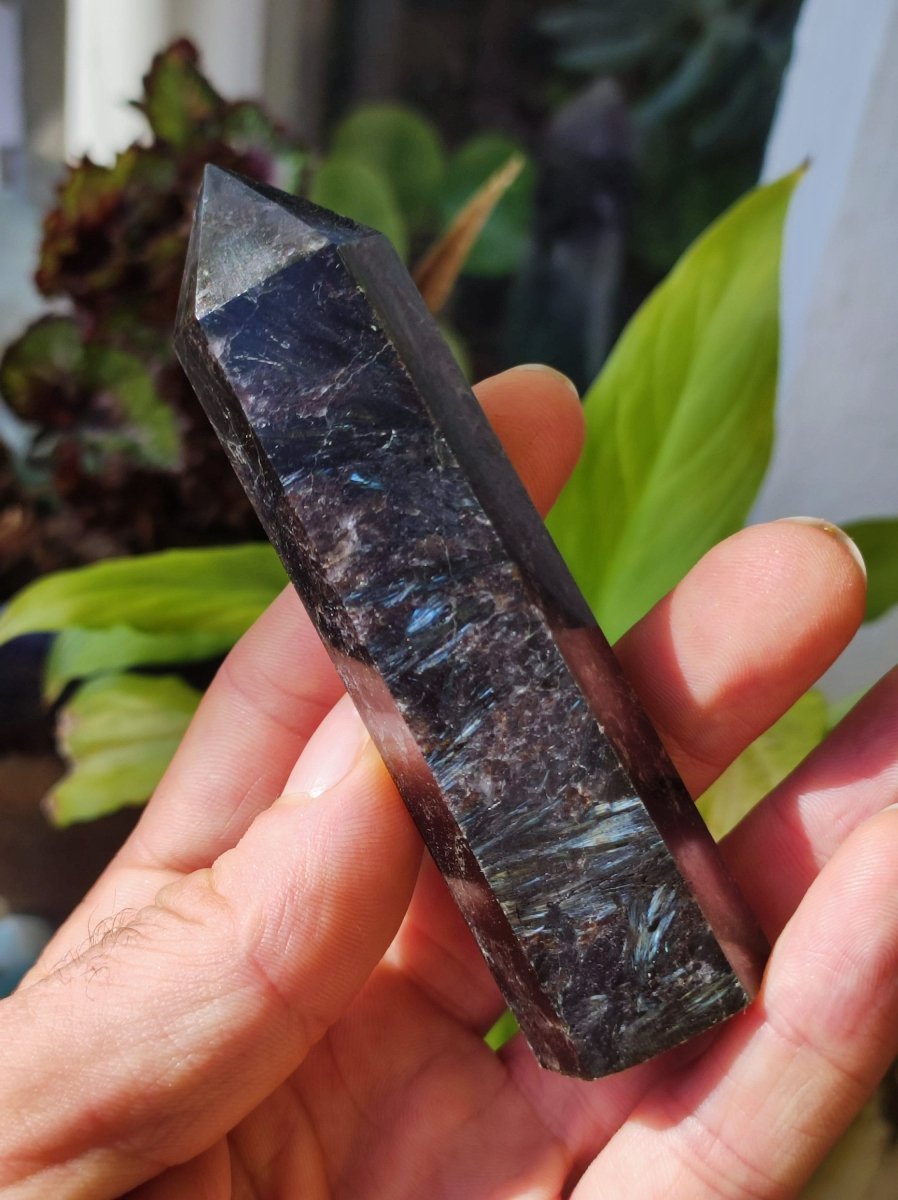 Astrophyllit ~ Obelisk Turm Spitze Magische Edelstein Deko Kristall Cr – Art of Nature Berlin